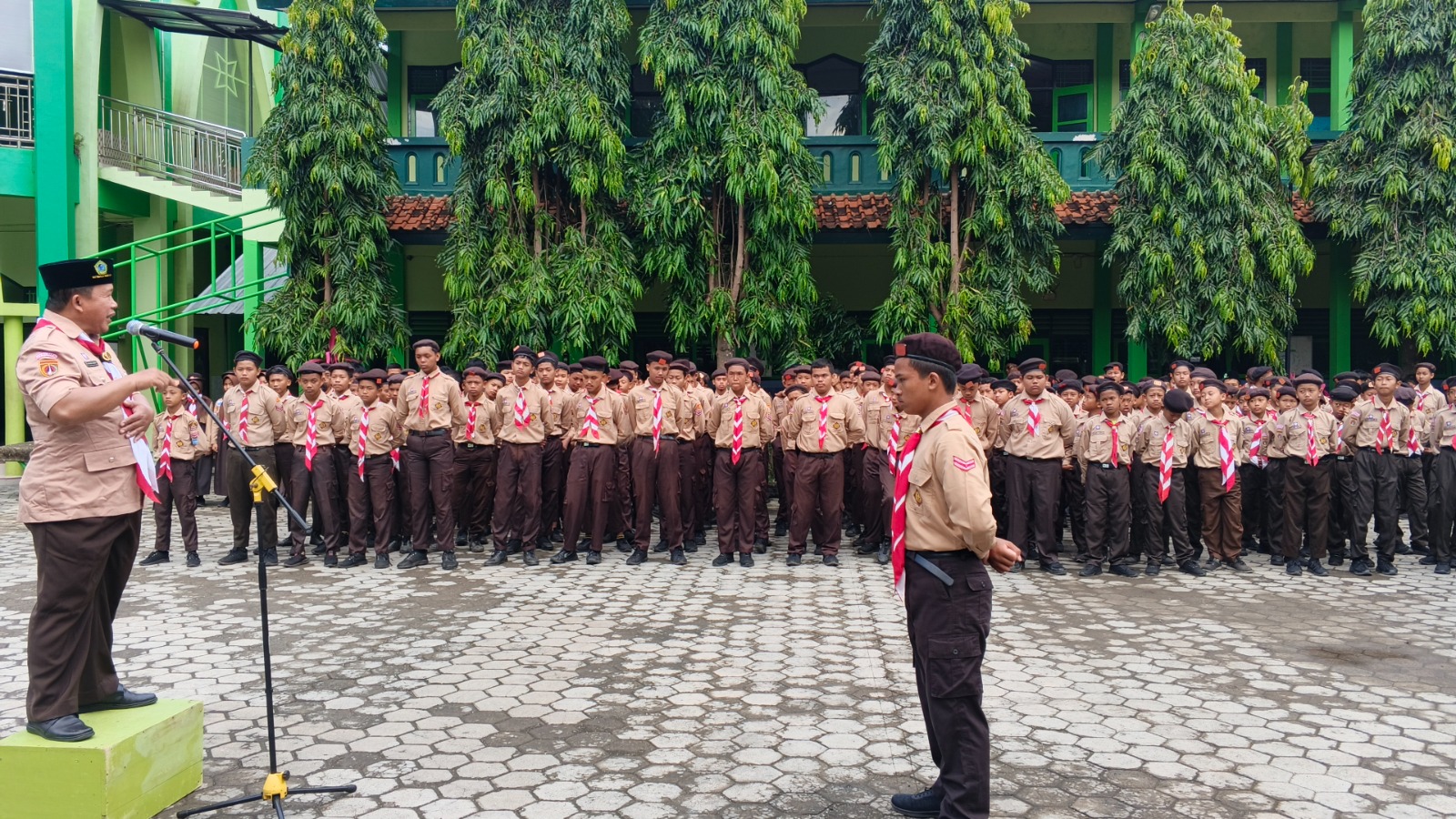 HUT Pramuka ke-64 di MTs Negeri 5 Kebumen: Kobarkan Patriotisme ...